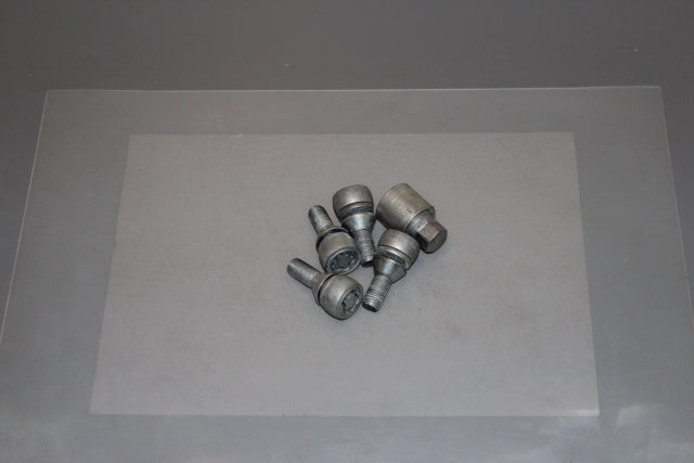 Renault Clio Wheel Lock Nuts and Key - Steering and Suspension Parts ...