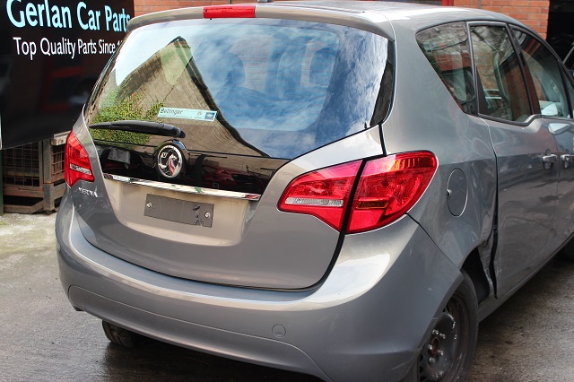 Opel Meriva Body Control Module BCM - Interior Parts - Opel Meriva 2010 ...